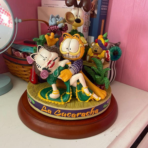 Vintage Danbury Mint Garfield Music Box "anchors Aweigh" by Garfield ...