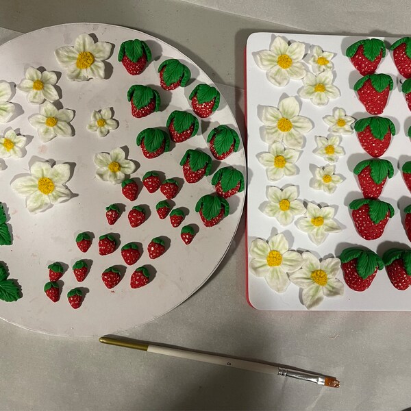 2 Mold Combo 7pc Candy Corn Silicone Mold. Realistic Food Shape Mold ...