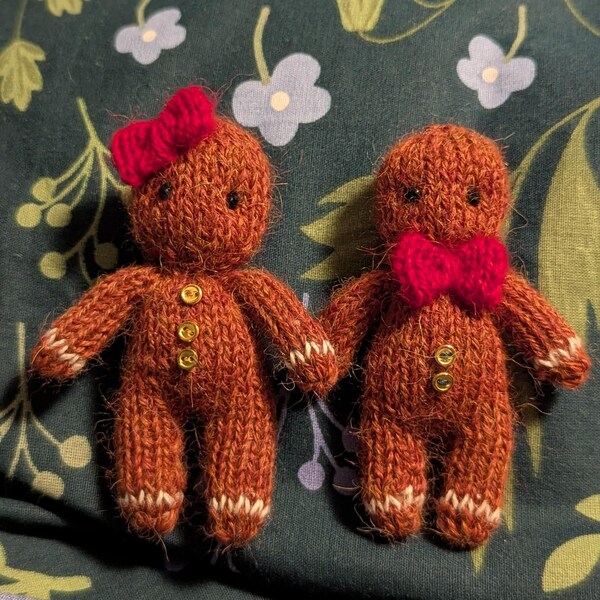 PDF, Gingerbread Knitting Pattern • Flat Knit on 2 Needles • Christmas ...