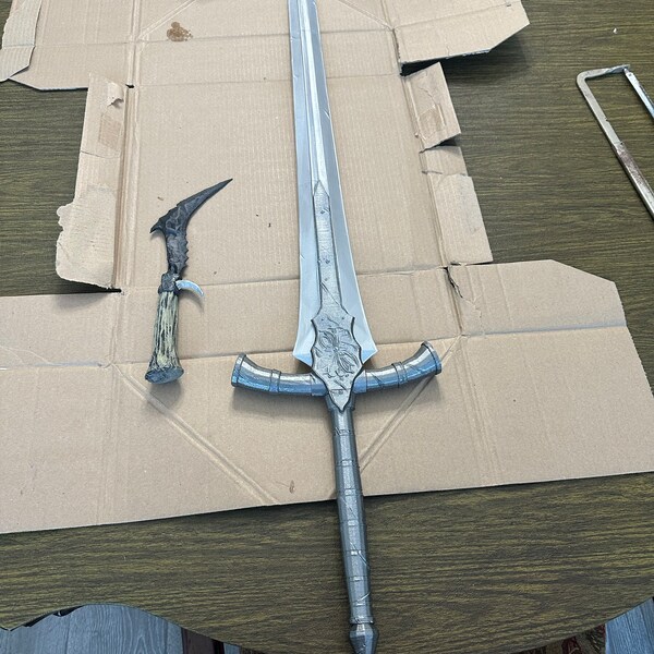 Unofficial Farron Greatsword Prop fan-made - Etsy