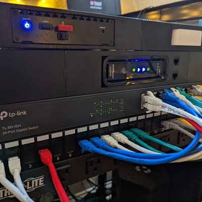 Surfboard SB8200 / SB6190 / SB6141 Cable Modem Rack Mount - Etsy