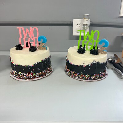 Two Legit Cake Topper / Two Cake Topper / 2nd Birthday Topper / Number ...
