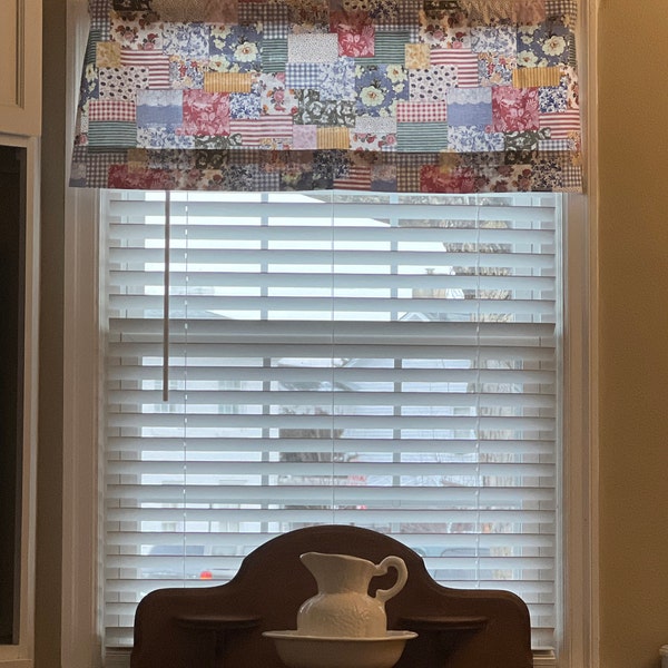 Nautical Coastal Beach Cottage Valance With, Lighthouse, Anchors ...