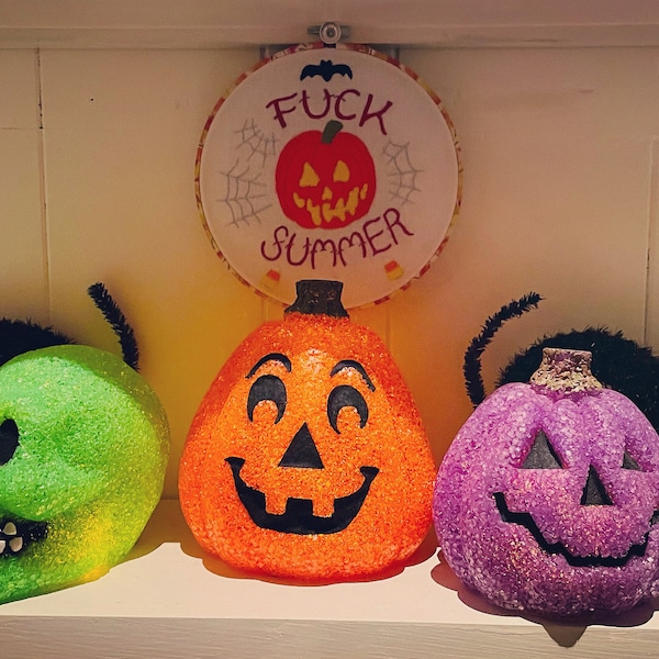 TRACEABLE TEMPLATE ONLY, Not a Pattern!! - the Original Copyrighted ...