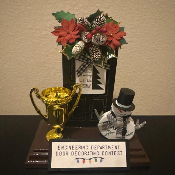 Best Decorations Contest Winner - Black Door With Snowman - Gold/silver ...