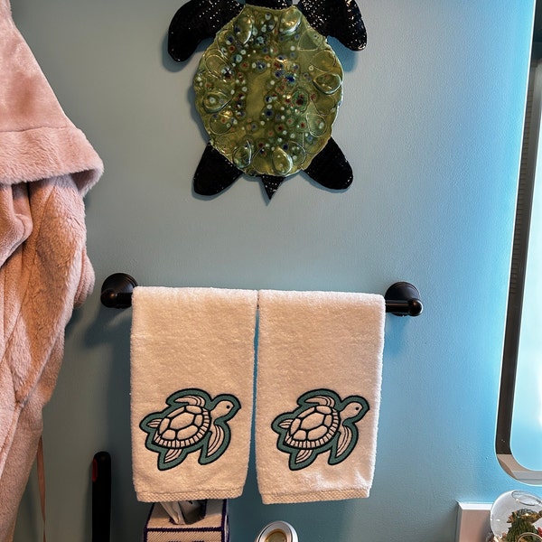 Sea Turtles Embroidered on Bath Towels, Hand Towels And/or Wash Cloths ...