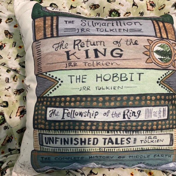 Middle Earth Signpost Pennant, Lord of the Rings Banner, LOTR Flag ...