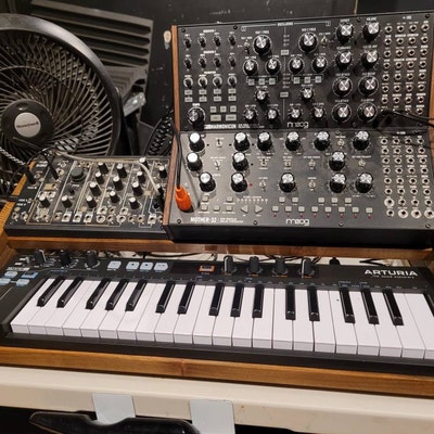 Arturia Keystep Desktop Synth Stand. Wooden Rack for Keystep 32 / 37 ...