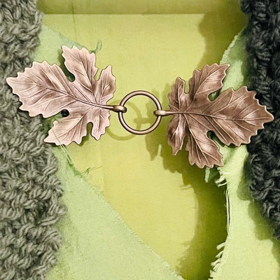 NEW Bronze Oak Leaf Cloak Clasp terebinth Renaissance Fair Outfit Cape ...