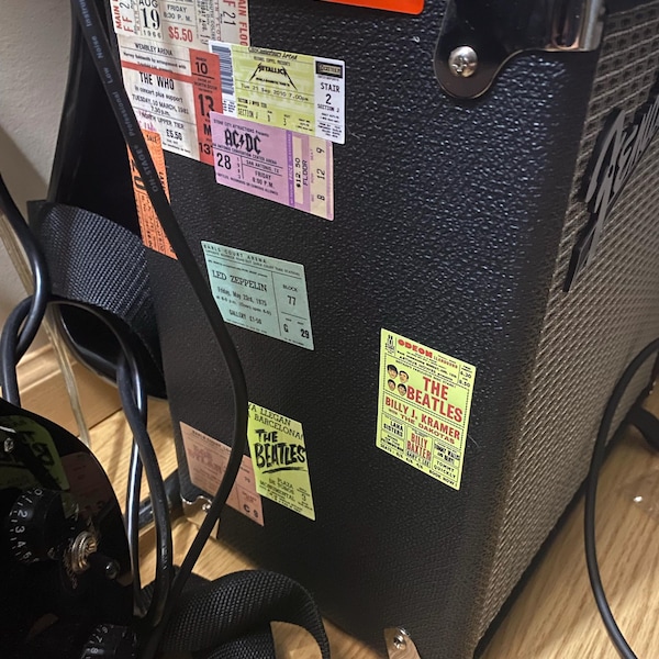 Modern Acrylic and Wood Photo Frame, U-shaped Floating Picture Display ...