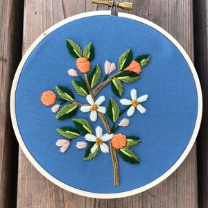 Clementine Embroidery Pattern: Beginner Floral Design (PDF) - Etsy