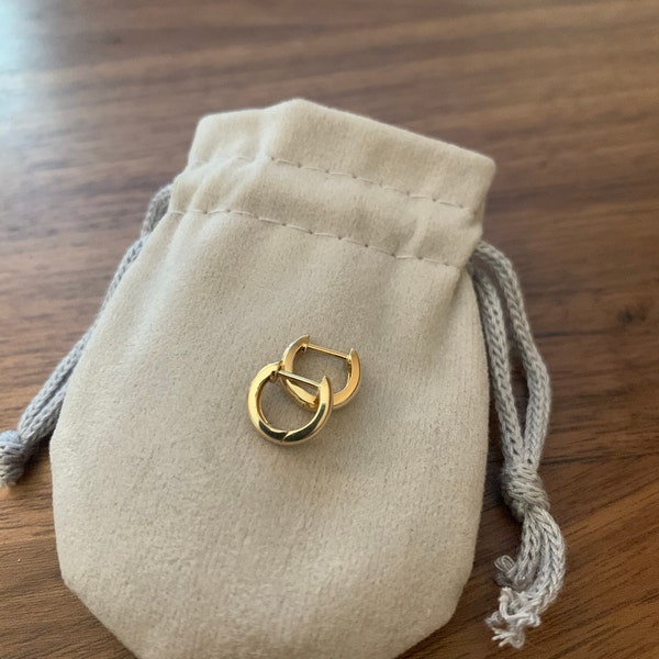 14K Solid Gold Hoop Huggies Earrings Straight Post, 10 Mm Diameter #D - Etsy