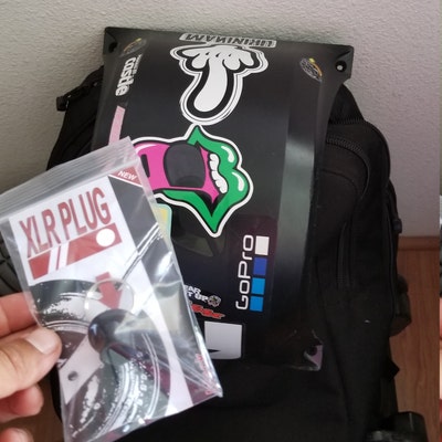 Onewheel Charging Port Protection Plug and Key Ring - Etsy