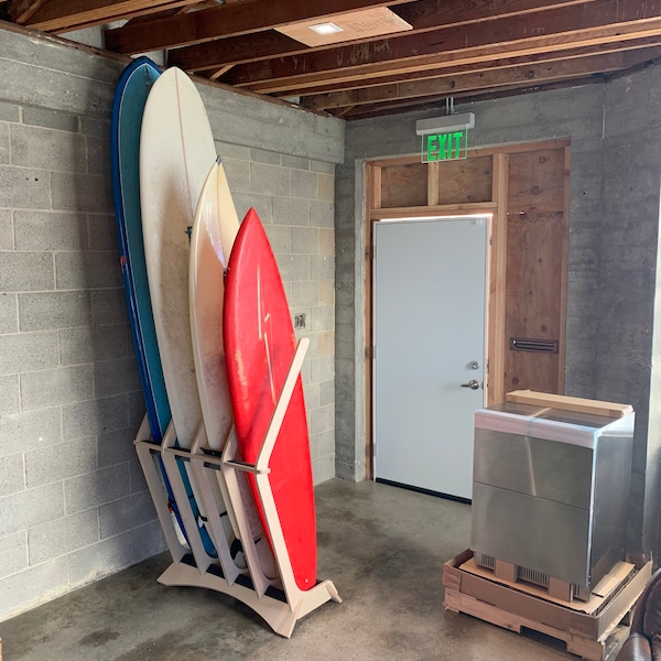 THE LINEUP Surfboard Freestanding Floor Display Rack - Etsy