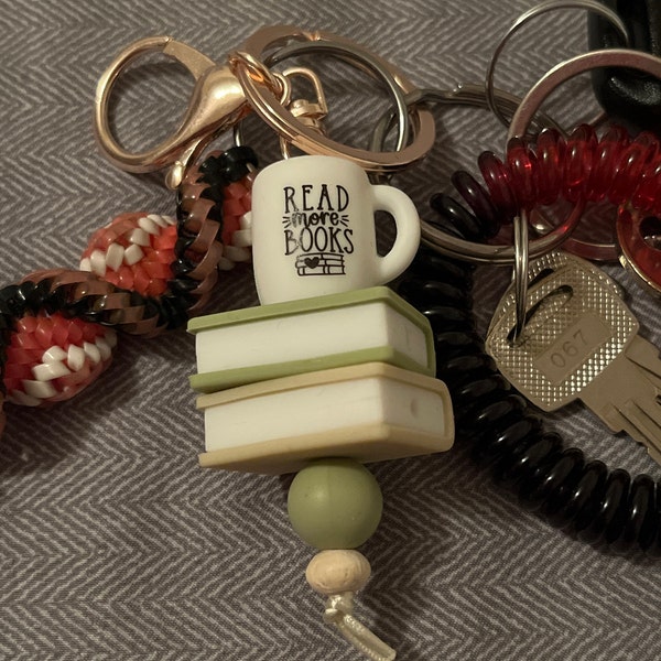 Book Lover Keychain|book Keychain|read More Books Keychain|silicone ...