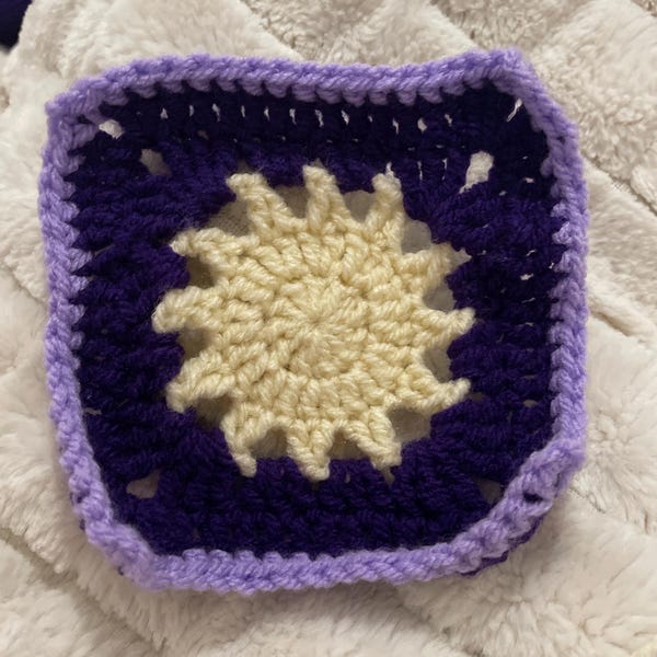 Tangled Inspired Sun Granny Square Pattern | Sun Granny Square Crochet ...