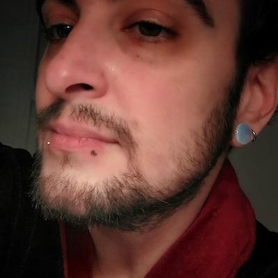 Large Spike Vertical Labret Jewelry, Angel Fangs Piercing Curved ...