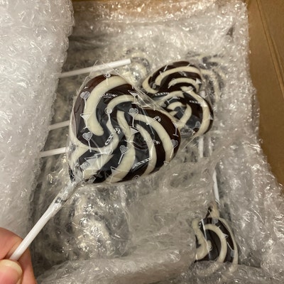 Black & White Love Heart Lollipops, Halloween Lollies, Candy Lollies ...