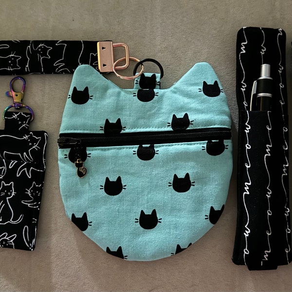 Black Canvas Pull Down Pencil Case, Telescopic, Stand up Pen Storage ...