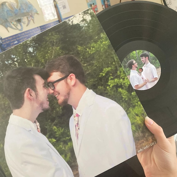 Custom 12" Vinyl Record Playlist Pictures on Cover and Labels ...