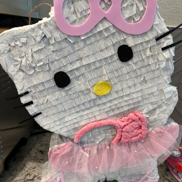 Labubu Pinata 19x9.5x4 - Etsy