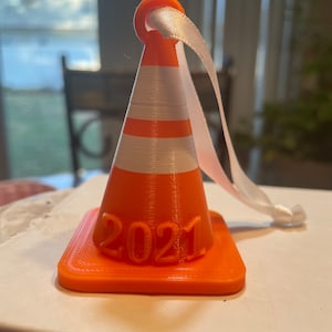 3D Printed Rainbow Traffic Cone Keychain | Etsy