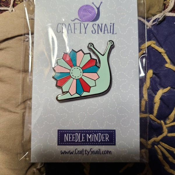 Pinwheel Star Quilt Block Pin | Hard Enamel | Lapel Pin - Etsy