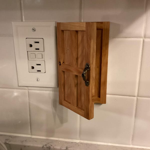 Mesquite Outlet #O117 Hidden Outlet Cover, Decorative Outlet Cover ...