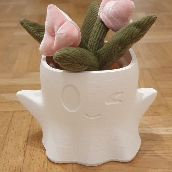Spooky Horror Halloween Flower Pot Axolotl - Pencil Holder, Planter ...