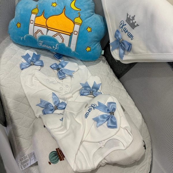 Newborn Baby Boy Homecoming Set, Any Name Sleepsuit / Babygrow Hat ...