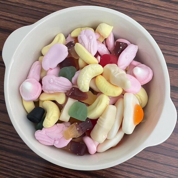 1KG Pick and Mix Sweets Pouch Jelly, Fizzy & Foam Mix Sweet Bag. - Etsy