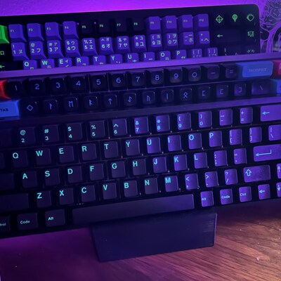 Split Mechanical Keyboard Display Stand - Etsy Canada