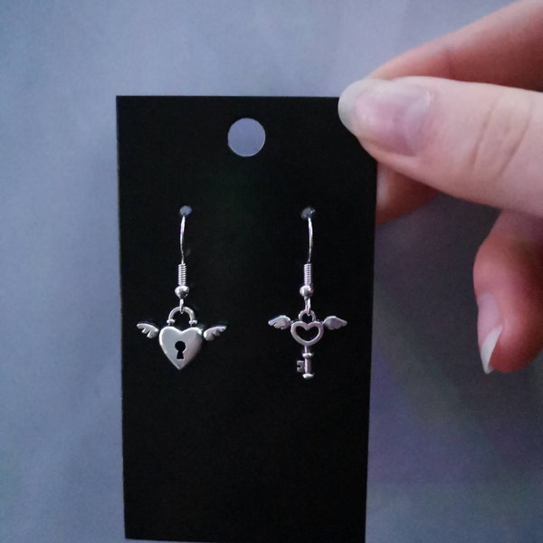 Sacred Heart Bead Necklace Gothic Jewellery Gothic Alternative Goth ...