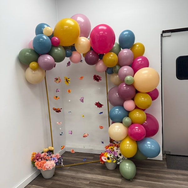 Finish Line Balloon Garland Kit / Race Car Birthday, Two Fast Bday ...