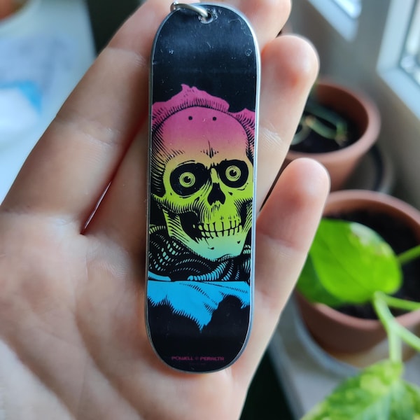 Skateboard Keychain - Skate Gadgets - Real Skateboards Decks Made of ...