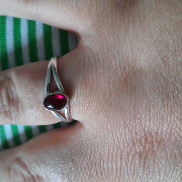 Dainty Oval Garnet Ring, 925 Sterling Silver, 2nd Anniversary Gift Idea ...