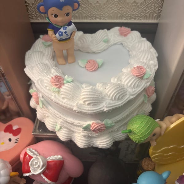 Vintage Heart Cake Trinket, Jewelry Box, Vintage Jewelry Box, Fake Cake ...