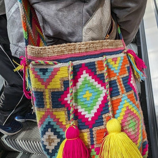 FAIRTRADE Ethnic WAYUU Mochila, From Colombia, Crochet Crossbody ...
