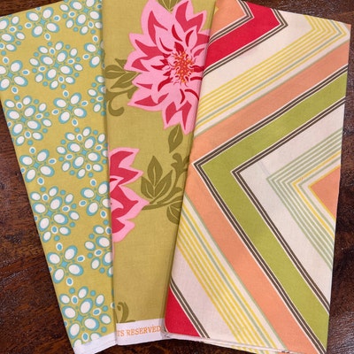 Quilting Fabric OOP Rare Fabric FQ HY Portobello Road Retro Pink Green ...