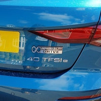 The Hitchhiker's Guide to the Galaxy "infinite Improbability Drive" Car ...