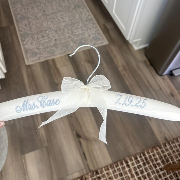 Embroidered Baby Hanger Set,personalized Gift,blue and Pink Baby Cloth ...