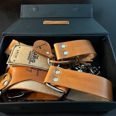 Karig Leather Dual Camera Harness in Full Grain Water - Etsy