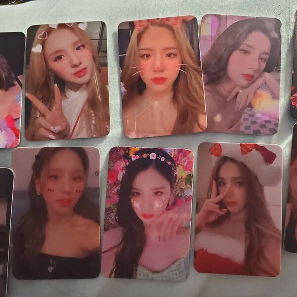 LOONA XX Butterfly Broadcast Photocard Replica LOONA Fanmade Replicas Photocards - Etsy