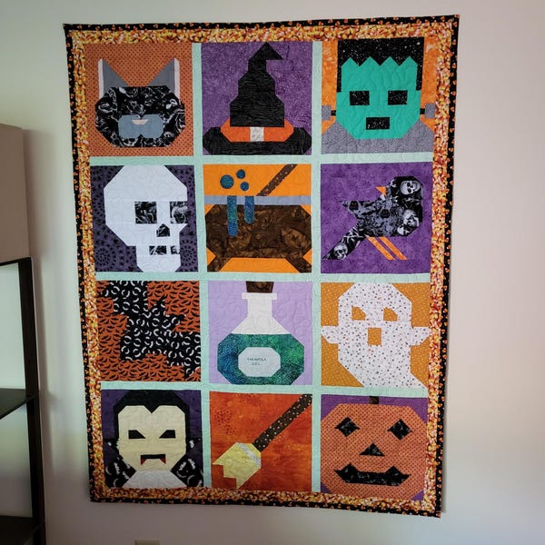 PDF Halloween Quilt Pattern - Dracula Quilt Pattern - Etsy