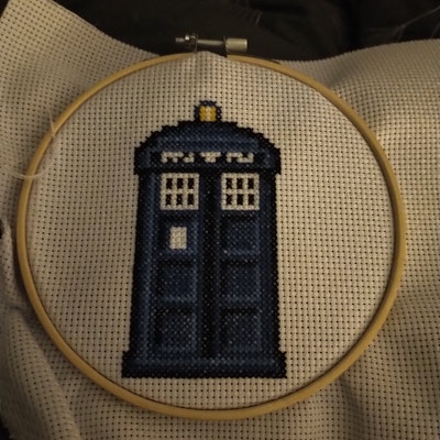 Choose Your Weapon Cross Stitch Pattern doctor Who - Etsy