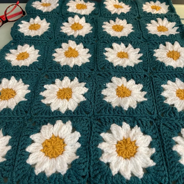 Granny Square Pattern - Daisy Granny Square - Spring Granny Square ...