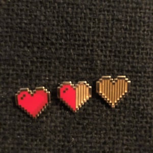 Gold-plated Pixel Heart Pin Gamer Enamel Badge Design Wedding Accessory ...