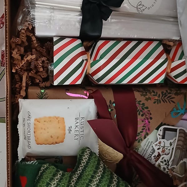 Blind Date With a Book Gift Set Box for Book Lover Club Gift Box for ...