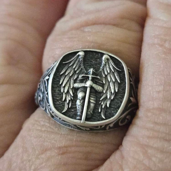 Crucifixion Ring With Jesus and Angels in Silver, Jesus Sterling Silver ...