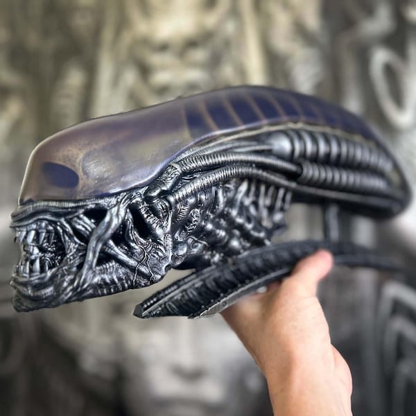 Xenomorph Alien Display Piece With Removable Translucent Dome - Etsy